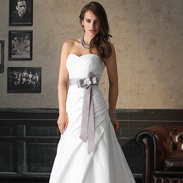 Wedding Wonderland - Trouwjurken / Bruidsjurken / Bruidsmode