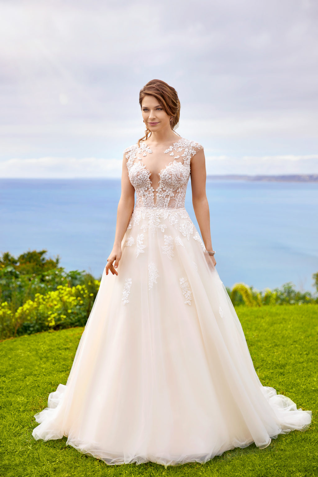 Tres Chic Bruidsmode - Wedding Wonderland
